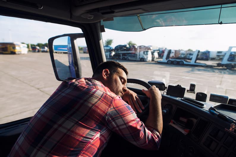 Truck Accidents Caused by Driver Fatigue in Hollywood | R & O